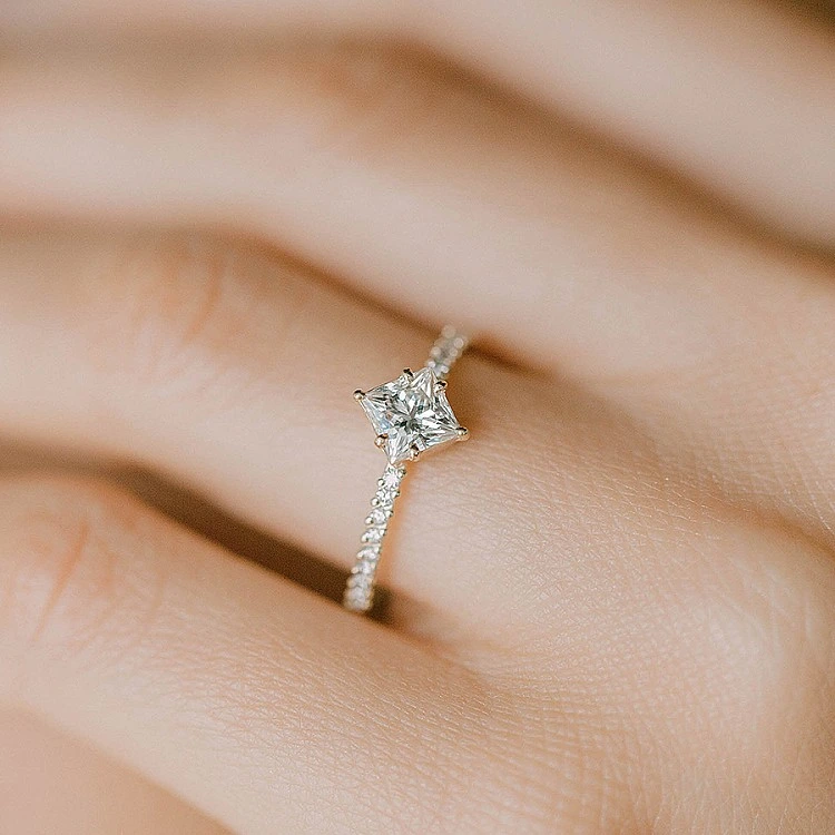 Inel logodna Sidestone 18k Aur Diamant Princess GIA i311 | Valmand